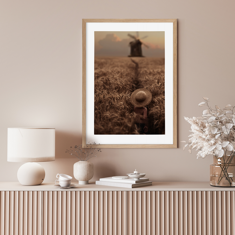 The boy in the field poster från | Familjetapeter